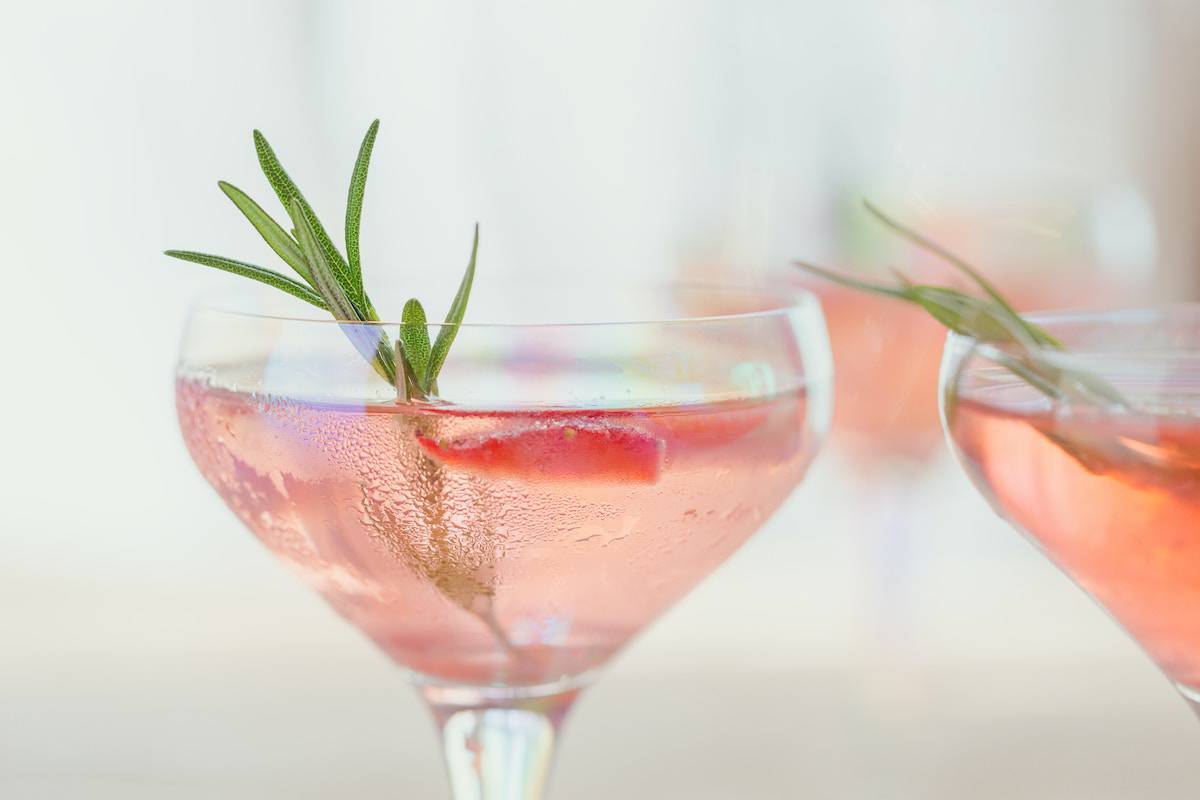Difference between Cocktail and Mocktail - Mallory the Dietitian