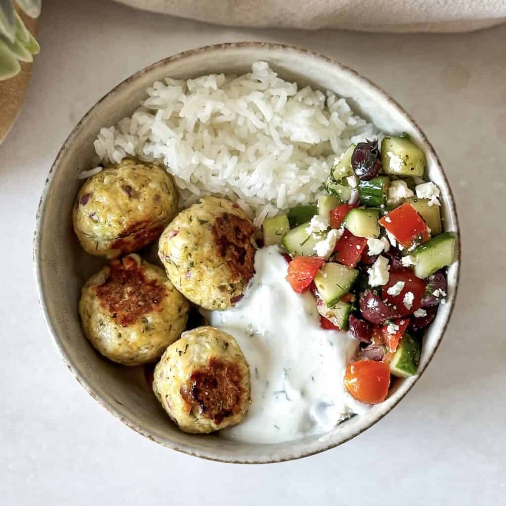 17 Ways to Make Water Taste Better, No Added Sugar - Mallory the ...