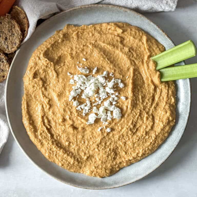 Easy Mediterranean Hummus Recipe (with Canned Chickpeas) - Mallory the ...